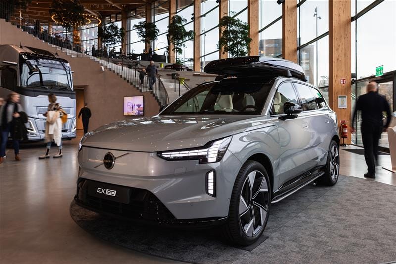 World of Volvo - Product Experience