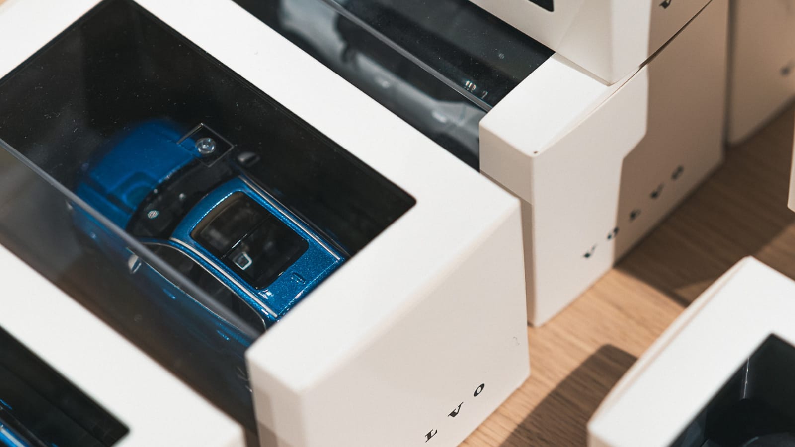 Shop exclusive Volvo products | World of Volvo